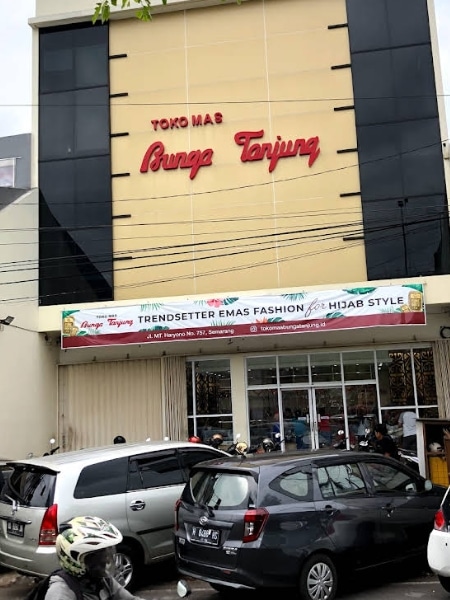 Toko Mas Bunga Tanjung, Pusat Perhiasan Emas & Berlian Modern